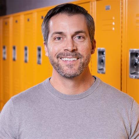 Jon Days Instagram Twitter And Facebook On Idcrawl