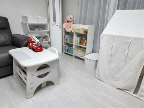 아기 책장 책상으로 소박하게 아기 놀이방 꾸미기 네이버 블로그
