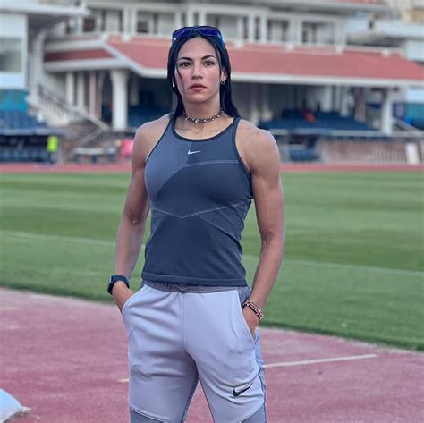 Fit Babe R Girlsveins