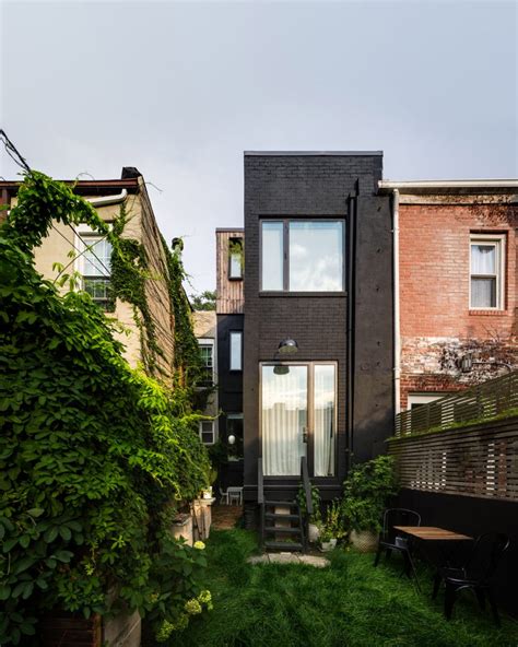 Office Of Architecture Adds Rooftop Master Suite To Brooklyn Row House