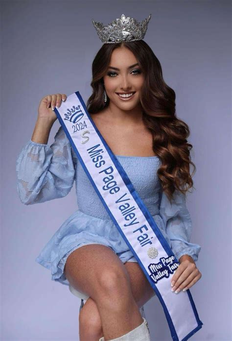 Custom Sash Magnet Script Font Title Magnet Beauty Queen Pageant