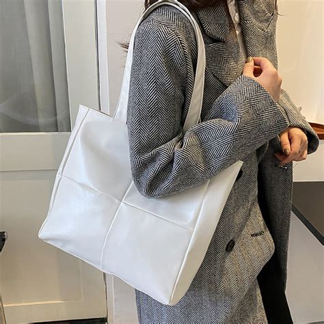 Badu Bg Модна дамска чанта през рамо Pu кожена подплатена ръчна чанта Ежедневна едноцветна