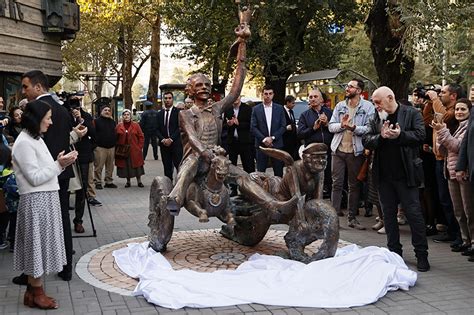 Statue Of Renowned Armenian Actor Yervand Manaryan Unveiled In Yerevan