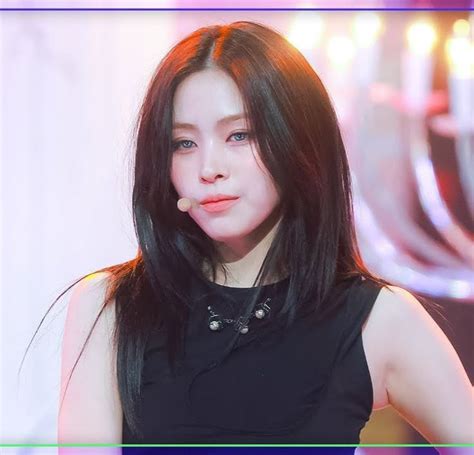 Pin By Nat On Itzy Ryujin Itzy Girlfriends Its My Birthday