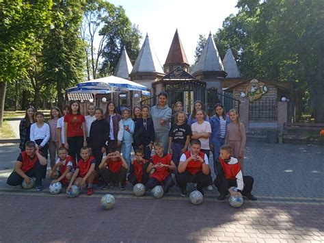 Фізкульт привіт від семикласників Заклад загальної середньої освіти І ІІІ ступенів №4 м