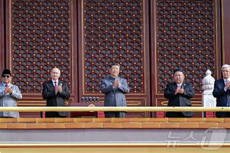 北 김정은 中전승절 참석·북러 회담 보도… 주민에게 3각 밀착 강조