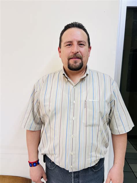 Snte 58 Se Revisan Temas Salariales En El Catálogo Institucional De