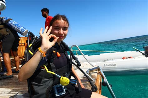 Intro Dive By Boat 1 Dive Hurghada Diving