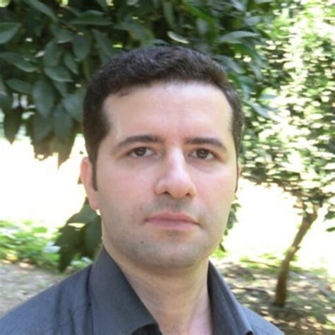 Mehran Naghizadeh Qomi Associate Professor Associate Professor Of