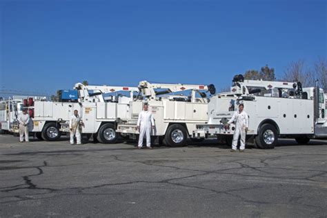 FORTY YEARS AND COUNTING MAINTAINING TRUCKS THAT ARE BUILT TO LAST Modern Worktruck Solutions