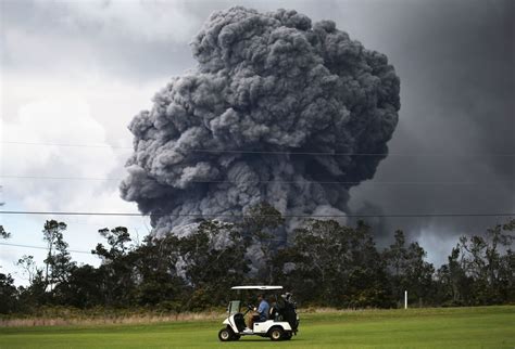 Golfers Keep On Playing While Massive Volcano Erupts Behind Them Maxim