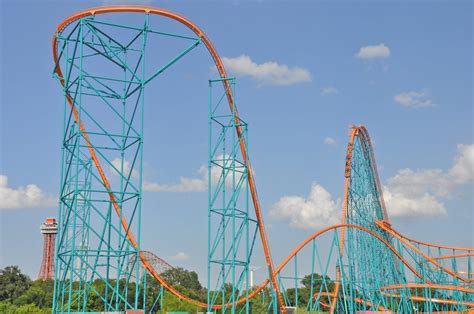 Titan Six Flags Over Texas