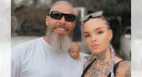 Mädchen Heiratet Ihren Stiefvater Und Nennt Es Die Beste Entscheidung