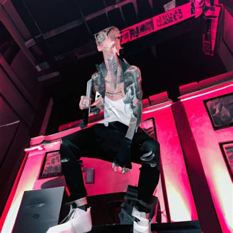 Who Is Touring With Mgk In 2022 A Look At The Artists Sharing The Stage With Machine Gun Kelly