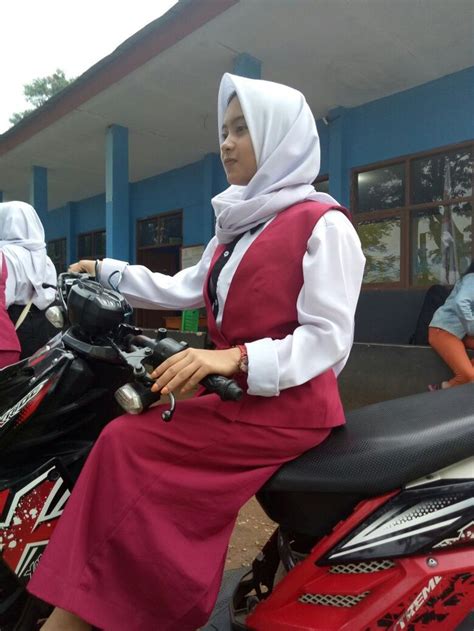 Cewek Paling Cantik Di Arjasari Bandung Perempuan Paling Cantik Di Bandung Pelajar Paling