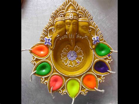 கார்த்திகை தீபம்… அகல்விளக்குகள் விற்பனை விறுவிறுப்பு Agal Vilakku Sales On High For Karthigai