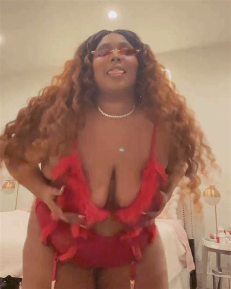 Lizzo Faradenza
