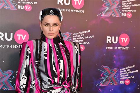 Зиверт в день 34-летия рассказала о личной жизни - Вокруг ТВ.