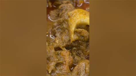 বৃষ্টির দিনে হাঁসের মাংস রান্না করলেন পরীমণি। পরীমনি হাঁসেরমাংস
