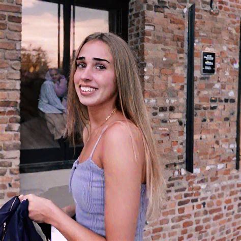 Kchoi Lora Sdxl Woman Hugging Face