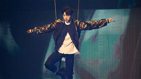 張惠妹演唱會爆插曲！場內歌迷「失控打人」 經紀人不忍說話了 娛樂星聞