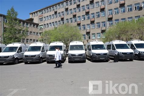 ФОТО Орон нутагт явуулын эмнэлгийн үйлчилгээ үзүүлэх тусгай тоноглолтой 20 автомашиныг
