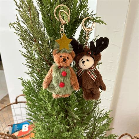 [🔥당일출고🔥]크리스마스 트리 루돌프 산타 곰돌이 인형 키링 오너먼트 열쇠고리 백참 에어팟 키홀더 가방키링 친구 우정 선물 에이블리