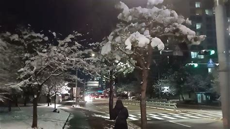 소복소록 눈쌓인 아름다운 시골 신도시 다운타운 아파트 타운길 Youtube