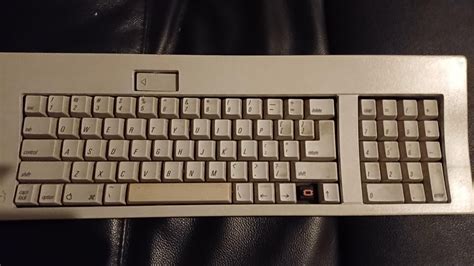 Repairing An Apple M0116 Keyboard As Part Of A Macintosh Se Restoration Project Restorations