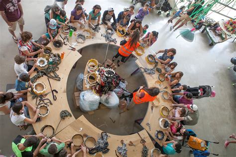 Xnet ילדים בואו לשחק בזבל סדנאות DIY עם אג נדה בפארק המיחזור