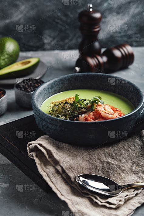 奶油芦笋虾汤绿芦笋配虎虾汤食物图片健康饮食有益健康的食物