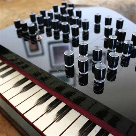 vintage toy synthesiser