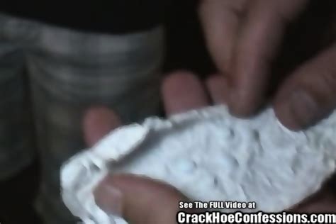 Boil Crack Whore Shoots Up Dope And Fucks Eporner