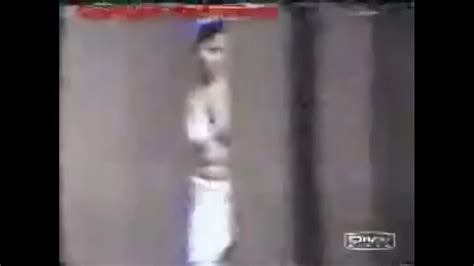 Kushboo Dress In Bed Room Xnxx Com