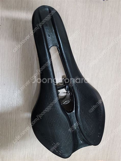 이태리 셀레 부스트 안장팝니다 로드바이크사이클 중고나라