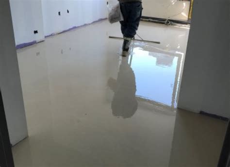 Masteron Ge ყველა ხელოსანი და მასალა ერთ სივრცეში თვითსწორებადი იატაკის მოწყობა სამშენებლო