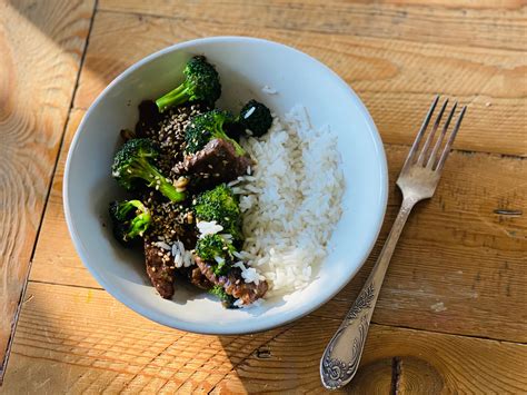 ხორცი ბროკოლით აზიურად Food4 Ge