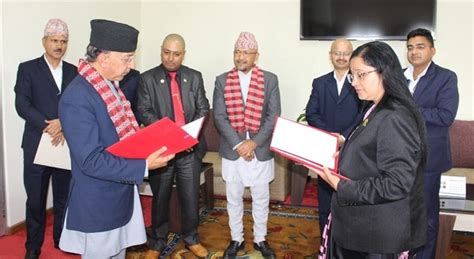 Merolagani सांग्रिला डेभलपमेन्ट बैंकको अध्यक्षद्वारा शपथ ग्रहण