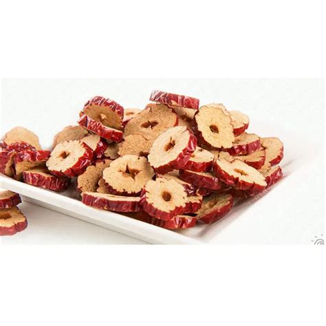 the process of extracting characteristic components of red dates from red date extracts