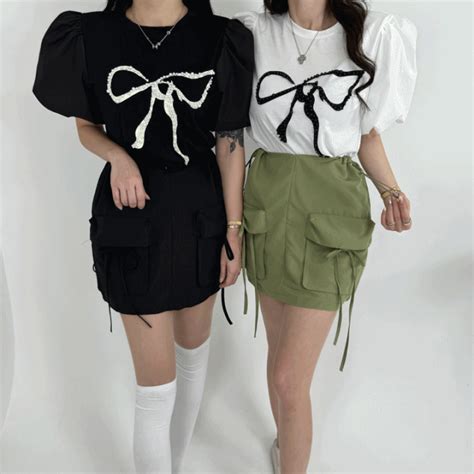 힙샵코디할인💕단품가능 아노락 미니 스트링 카고 지퍼 멜빵 원피스 왕 퍼프 진주 리본 티 2color 에이블리