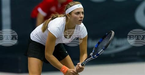 Виктория Томова отпадна на старта на турнира в Шросбъри Утро