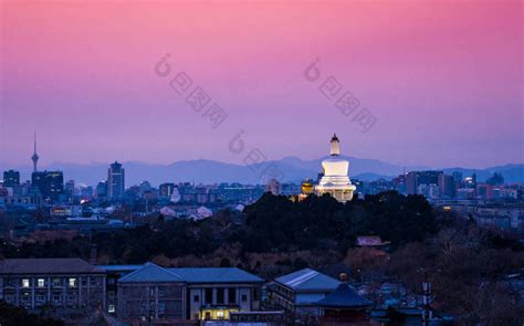 中国北京北海公园白塔落日 包图企业站