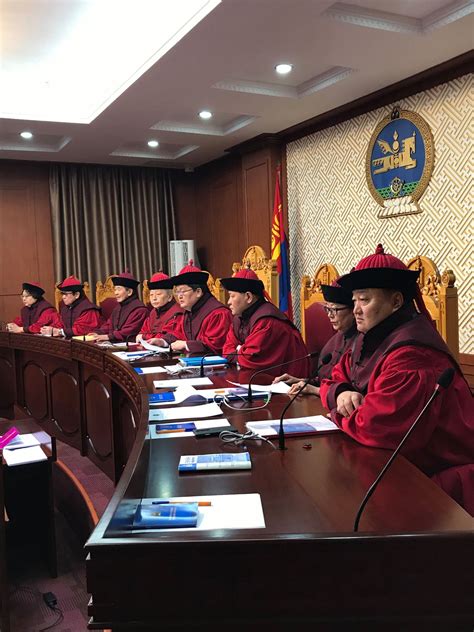 Хуулийн заалтыг агуулгаар нь дахин сэргээн батлаагүй байна гэсэн шийдвэрийг Цэц гаргалаа