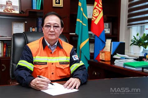“Эрдэнэт үйлдвэр” ТӨҮГ ын ерөнхий захирал Х Бадамсүрэнгийн орлого 2017