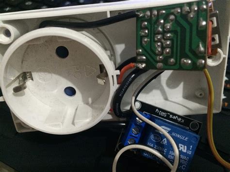 simple iot power outlet using esp8266 and cayenne projects made with