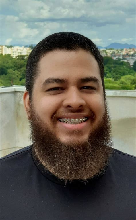 Juliano Pedraça Medium