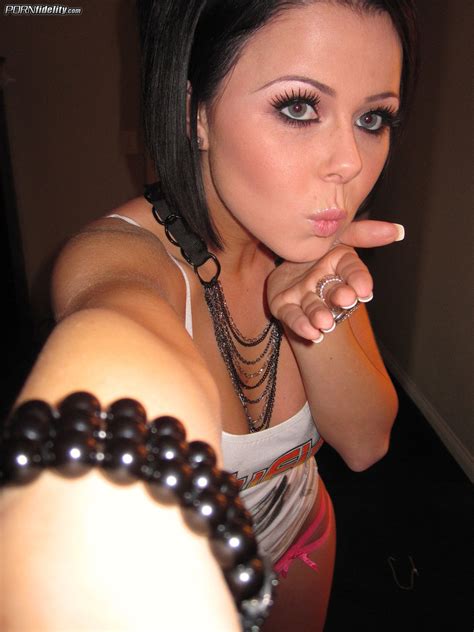 Dark Haired Chick Loni Evans Takes Clothed And Nude Selfies At The