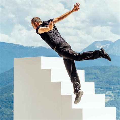 Yoann Bourgeois Urban Nation