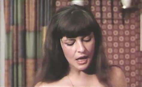 Melitta Tegeler Breasts Bush Scene In Gefahrlicher Sex Fruhreifer Madchen 2 Hollisch Heisse