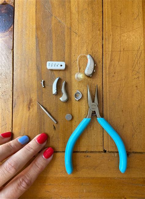 Someone Once Told Me ‘never Trust An Audiologist With Perfectly Manicured… Meaghan Umphrey B